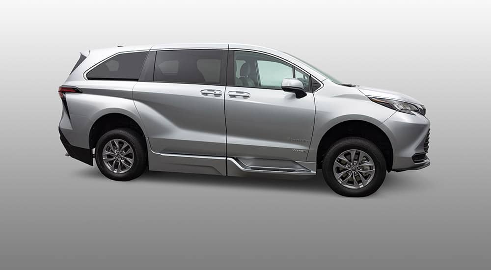 Toyota Sienna Hybrid Wheelchair Van | BraunAbility
